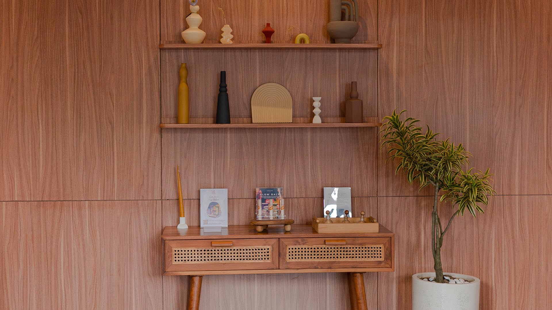 Rileks Total, Pijat di Sendja Reflexology Bandung Bikin Ketagihan ...