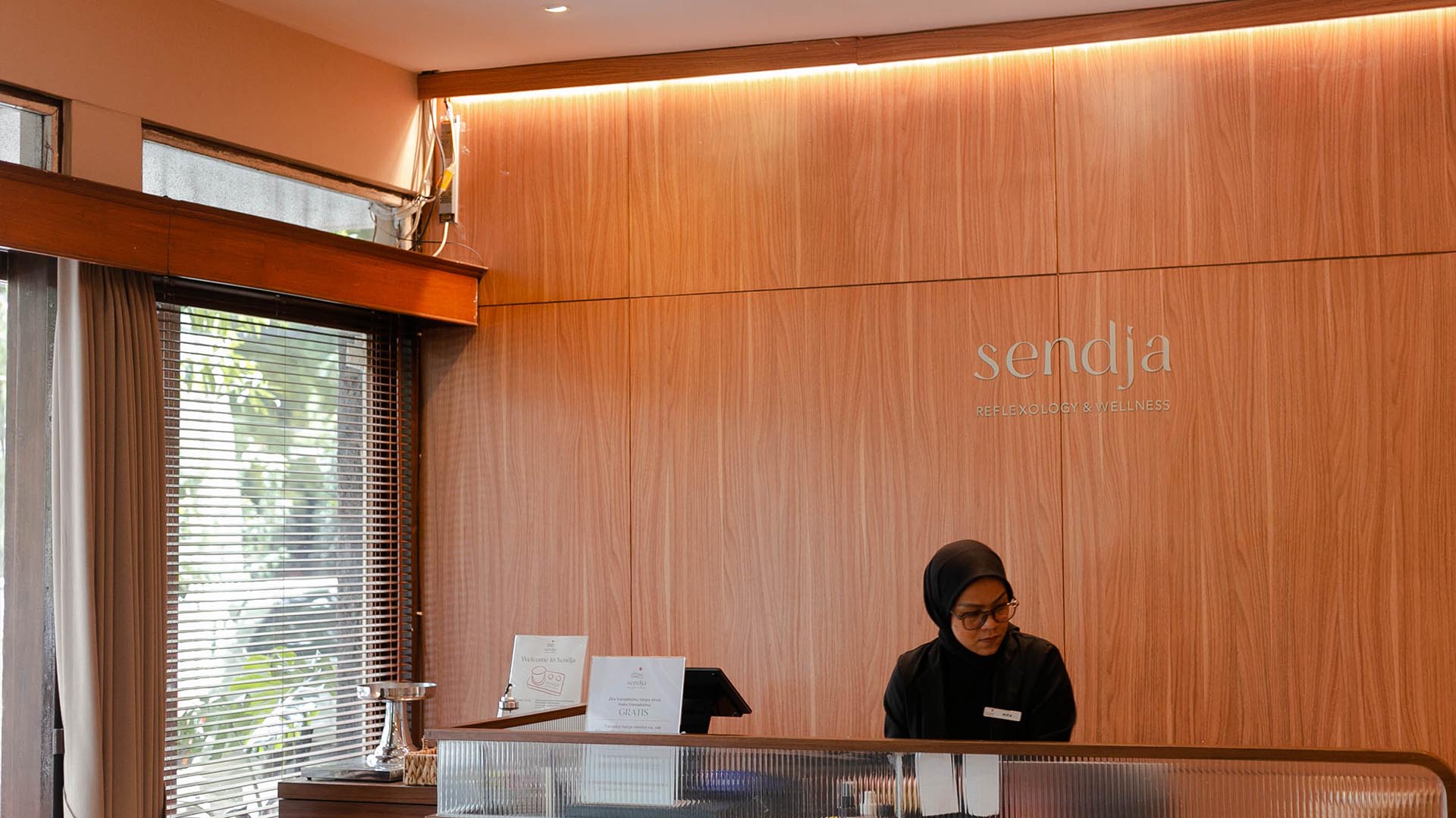 Rileks Total, Pijat di Sendja Reflexology Bandung Bikin Ketagihan ...