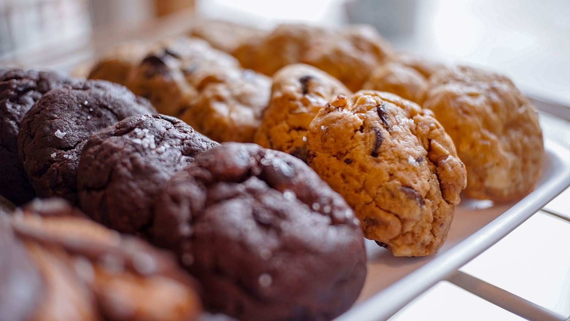 Racikan Manis dan Penuh Kehangatan dari Pipinos Bakery Bandung | Uncov ...